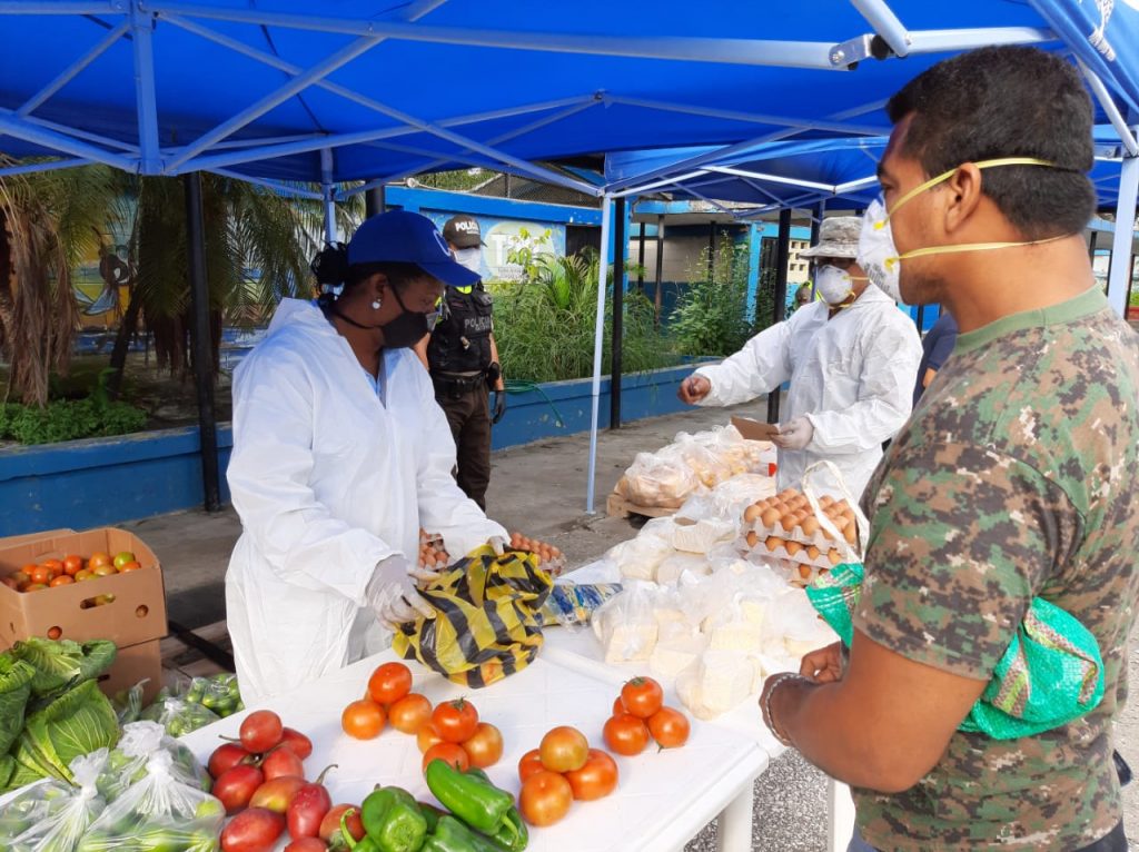 Consumidores de Guayaquil adquieren productos de forma segura en Punto ...